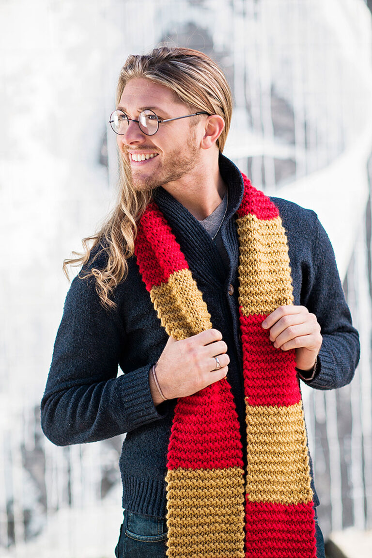 How to make your knit color block scarf extra special